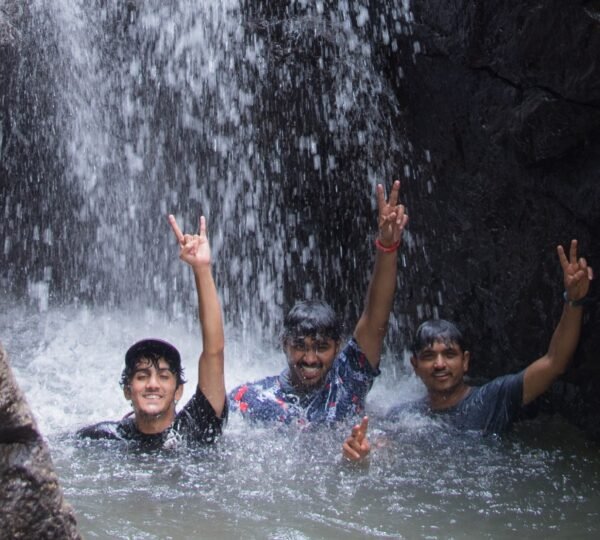 SANDHAN VALLEY TREK , STREAM CROSSING, RAPPELLING & BHANDARDARA DAM ...